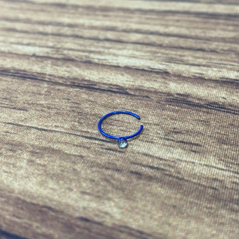 Piercing de Nariz Argola Azul Com Pérola